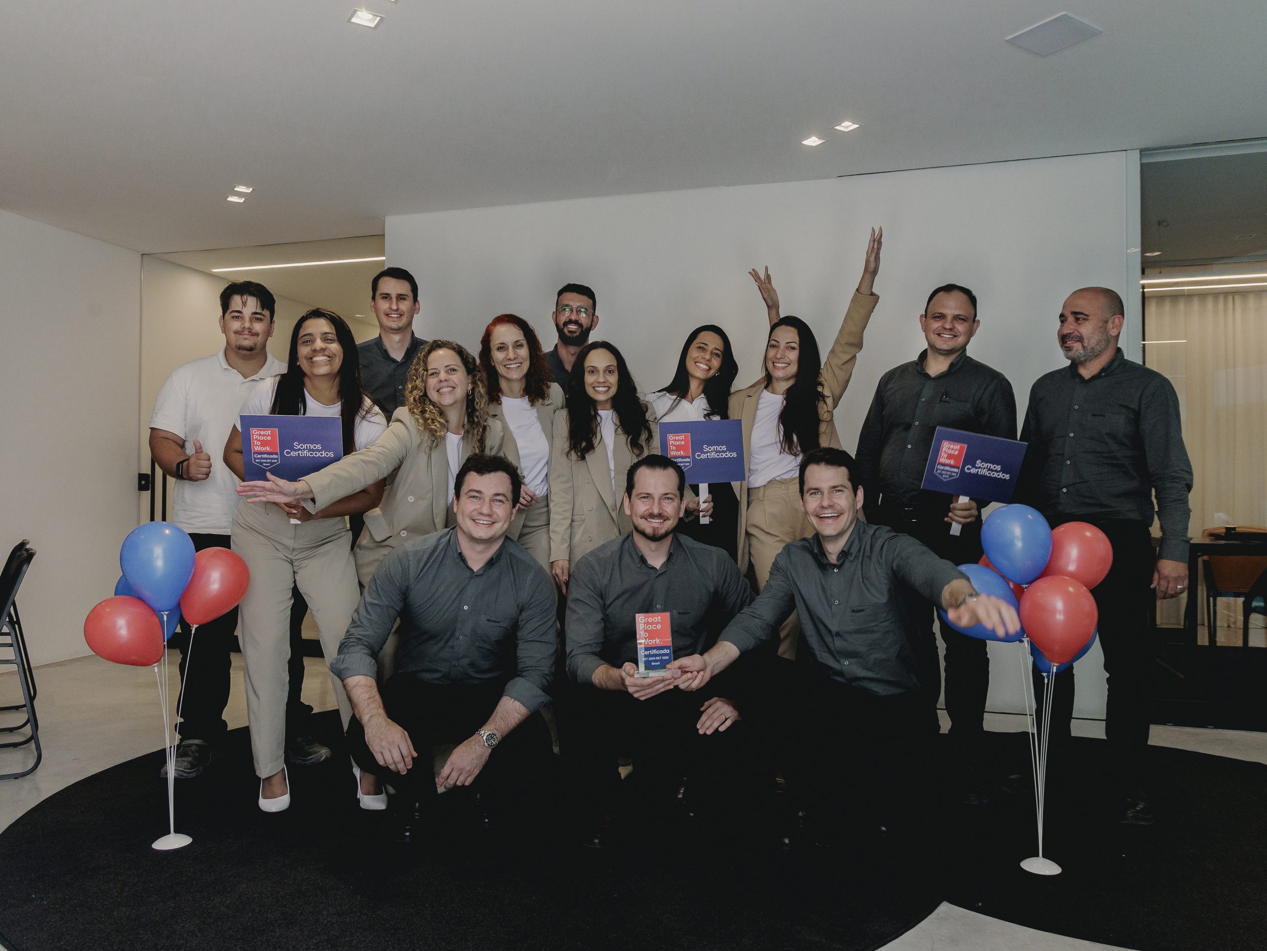 Neuhaus conquista pela 4ª vez o selo Great Place to Work - Neuhaus ...